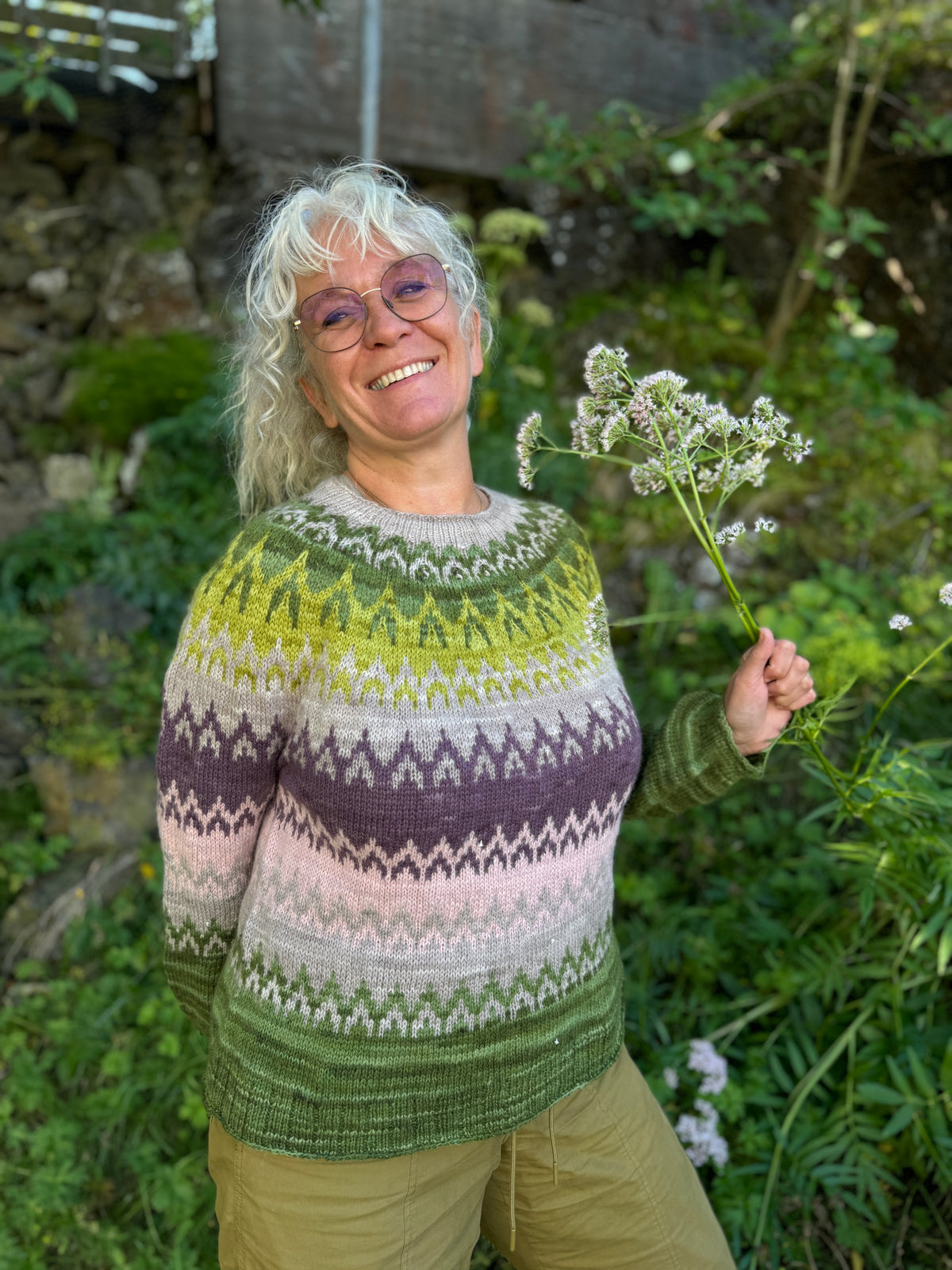 Frida Sweater by Edda Lilja in Stein Fine Wool – The Grey Sheep Co